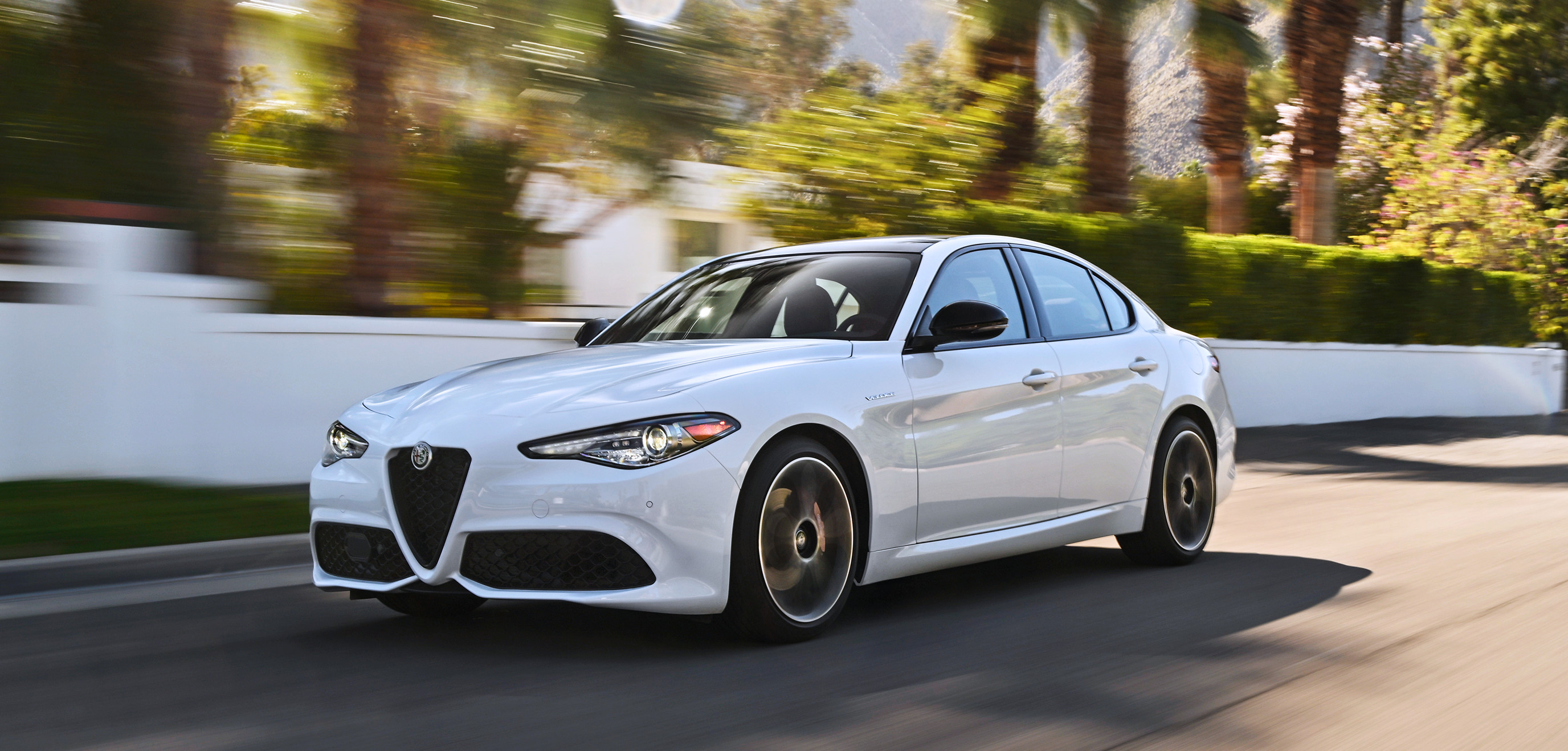 2023 Alfa Romeo Giulia Luxury Sport Sedan Alfa Romeo Canada