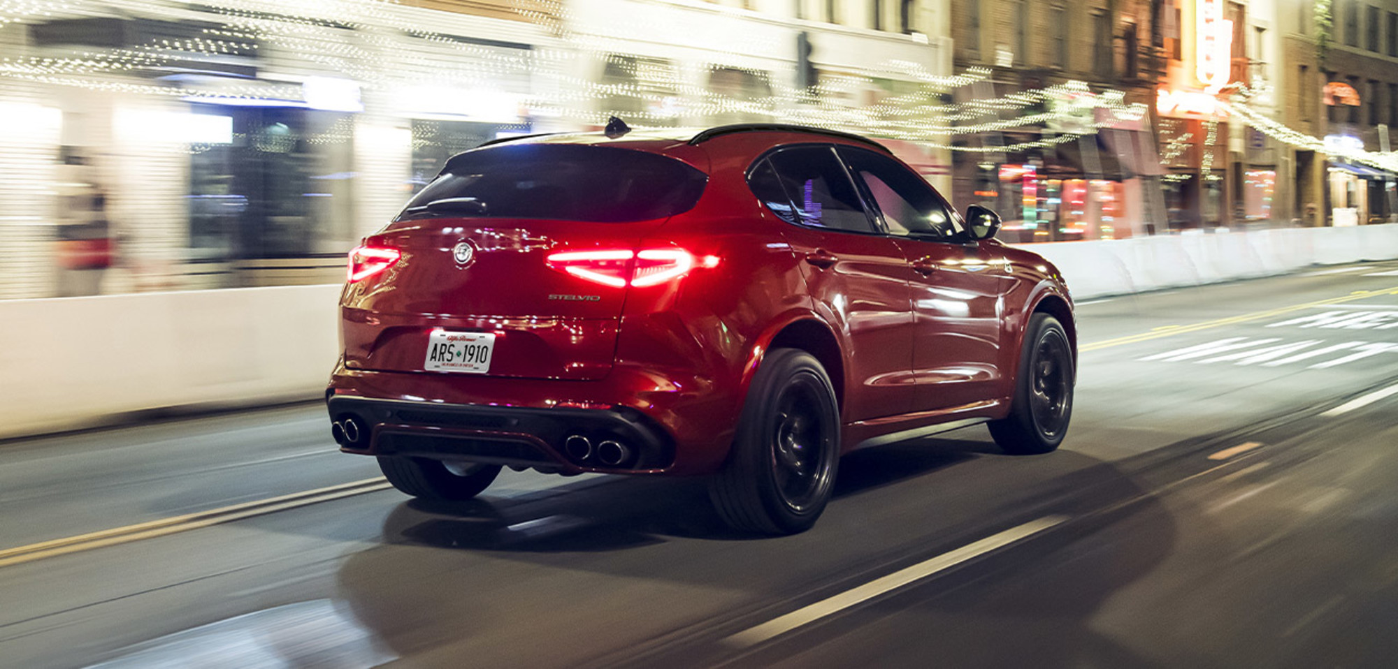 2022 Stelvio QV Luxury SUV | Alfa Romeo Canada
