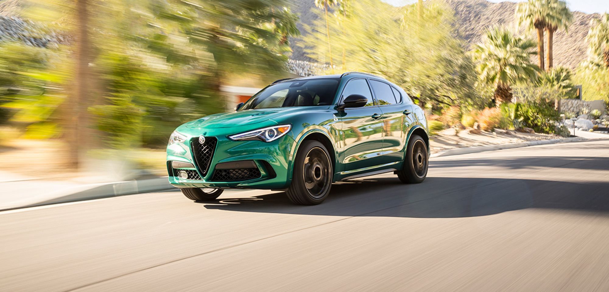 2023 Alfa Romeo Stelvio Luxury SUV | Alfa Romeo Canada
