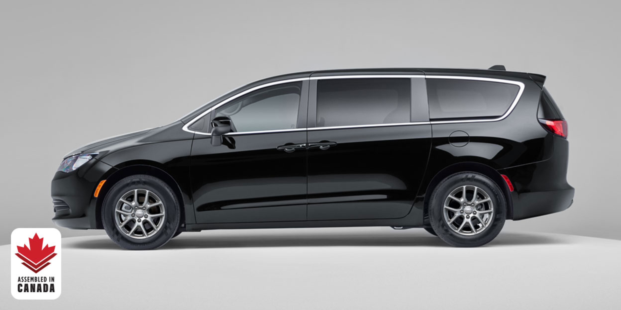 2025 Chrysler Grand Caravan Minivan | Chrysler Canada