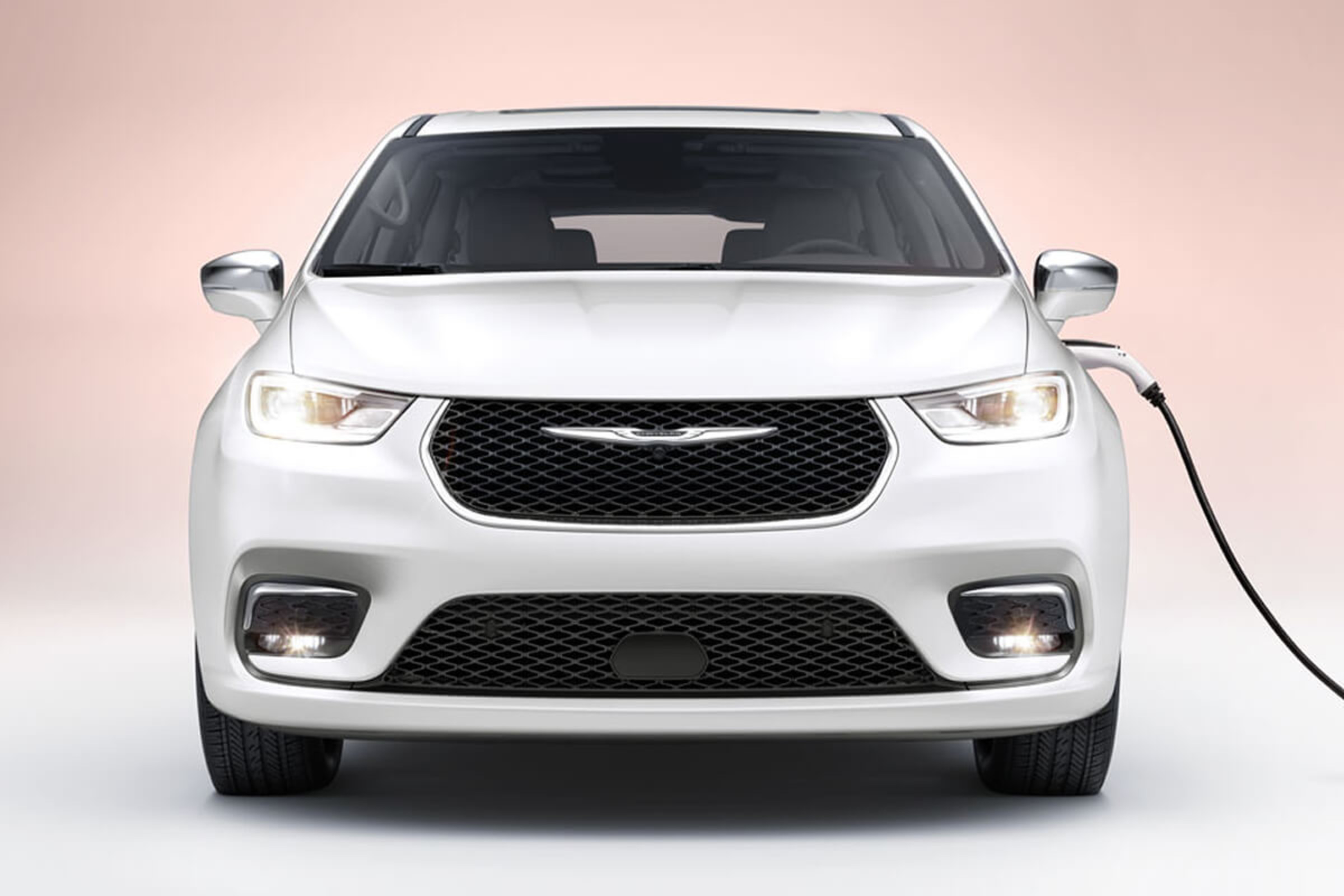 Electric Vehicle Charging: How it Works | Chrysler Canada