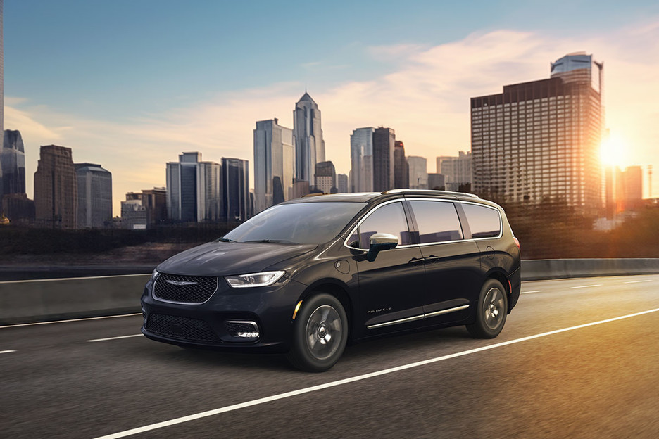 Electric Vehicle Incentives | Chrysler Canada