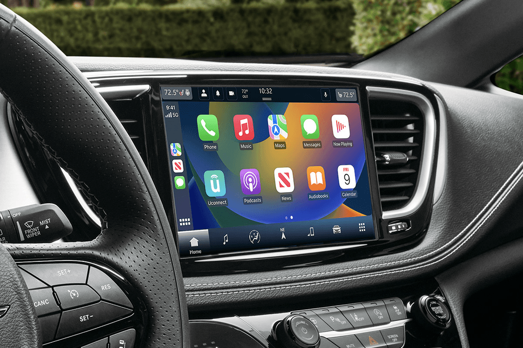 Uconnect Entertainment System – Phone Features | Chrysler Canada