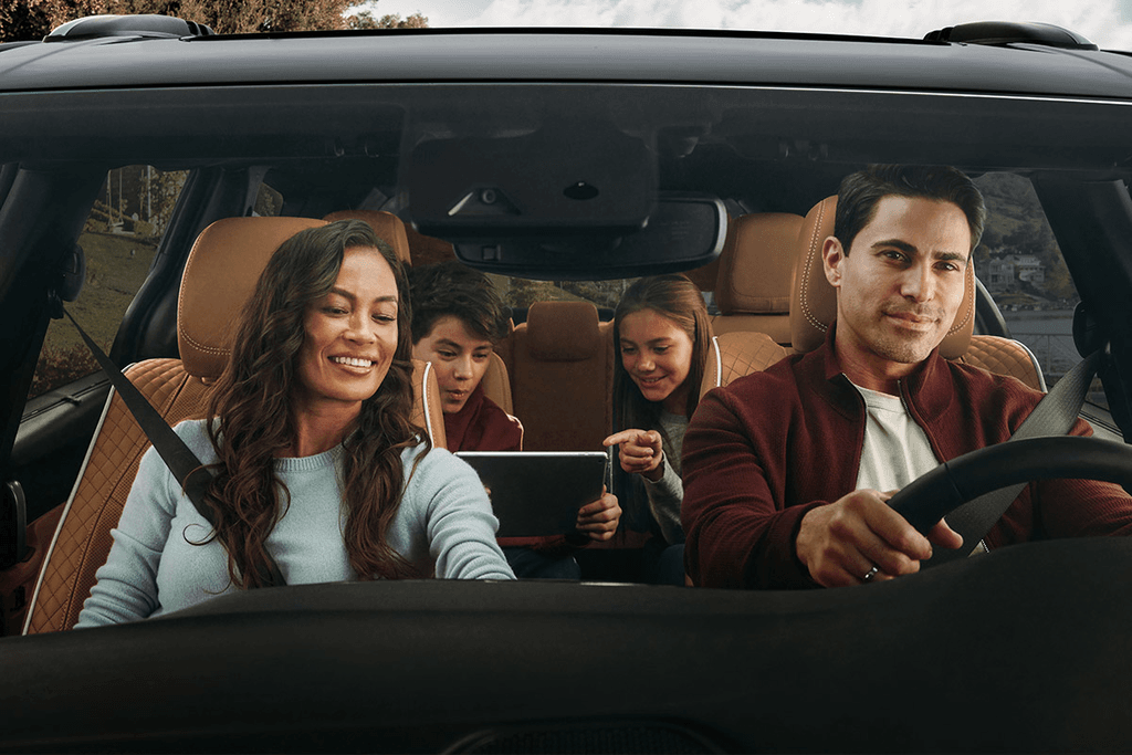 Uconnect Entertainment System – Voice Command | Chrysler Canada