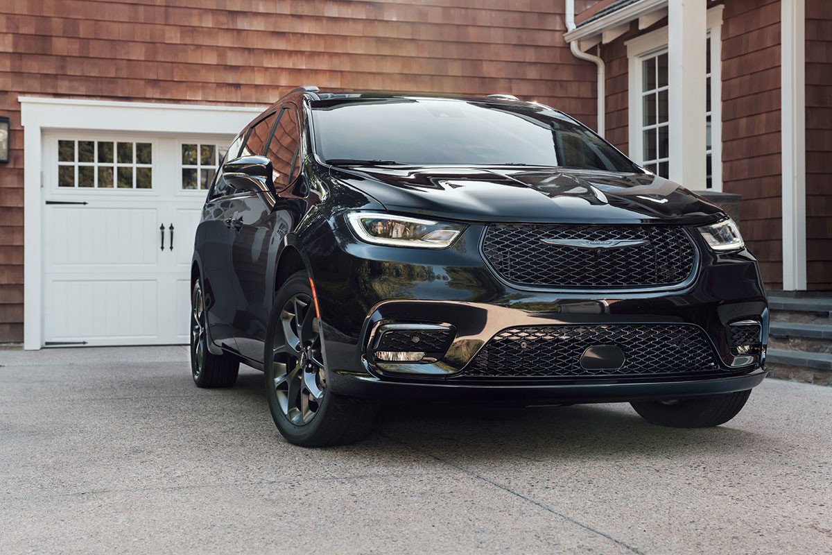 2023 Chrysler Pacifica Minivan | Chrysler Canada