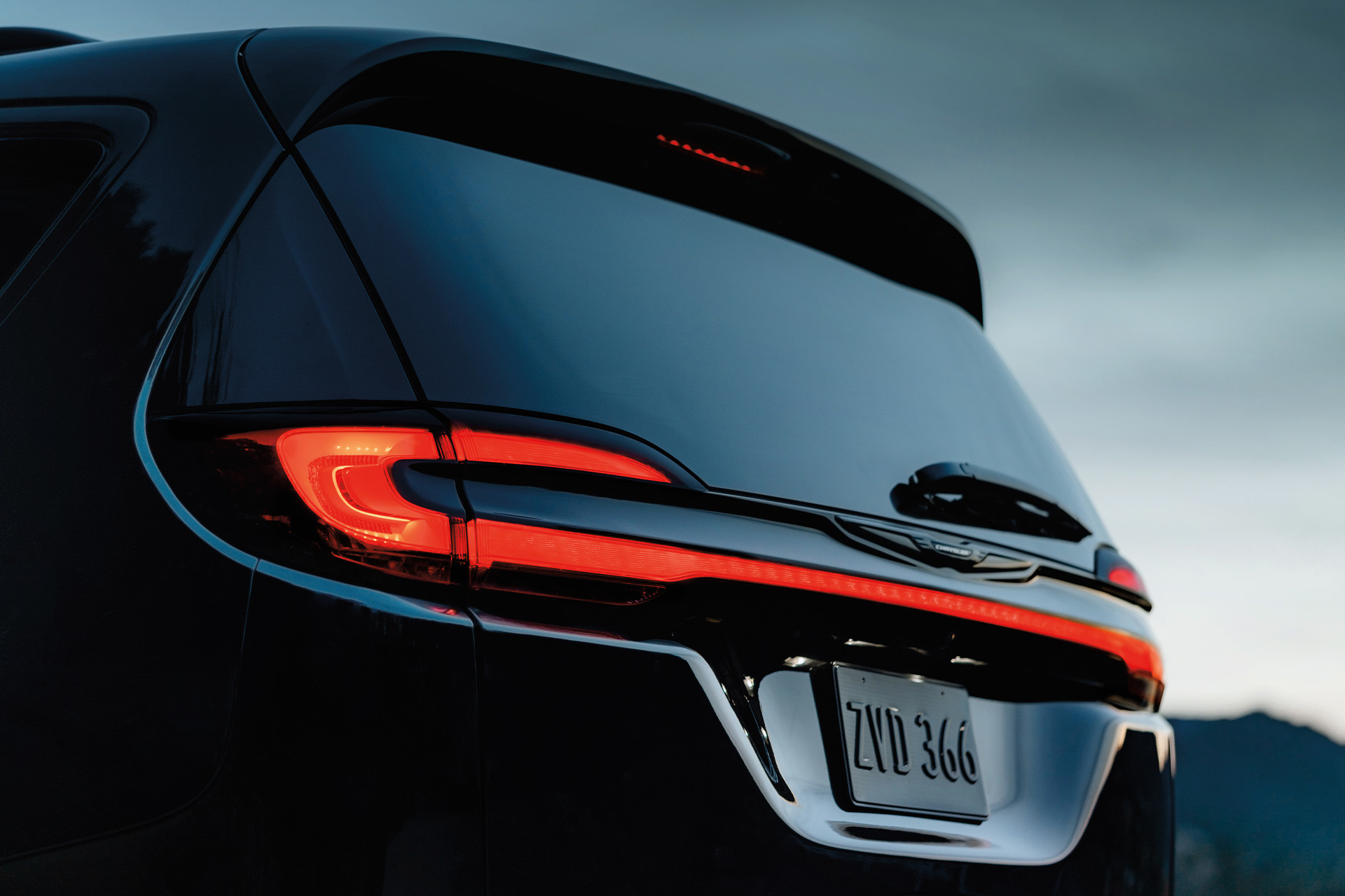 2025 Chrysler Pacifica Minivan | Chrysler Canada