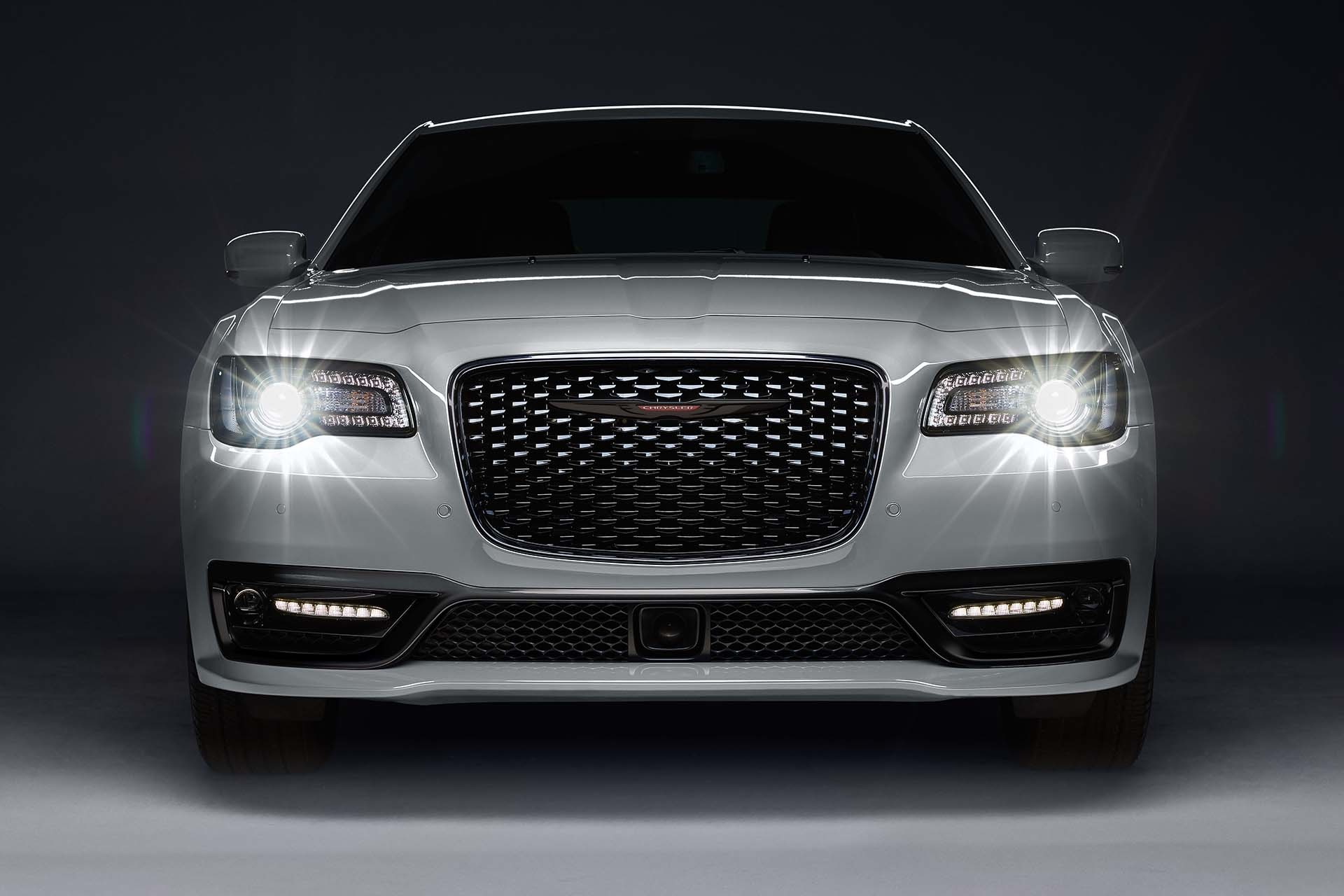 Chrysler 300 | An Iconic Luxury Sedan