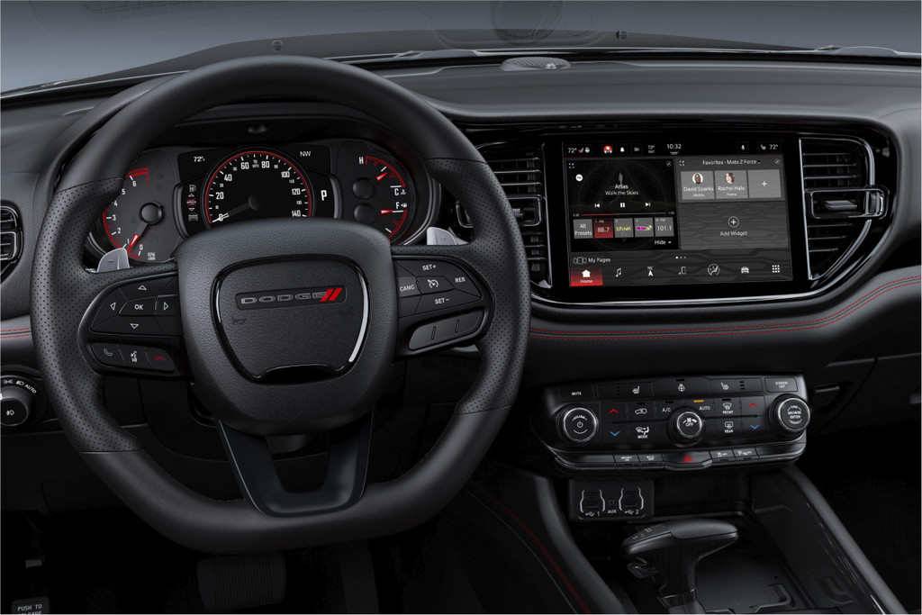 Uconnect Entertainment System – Entertainment Features | Dodge Canada