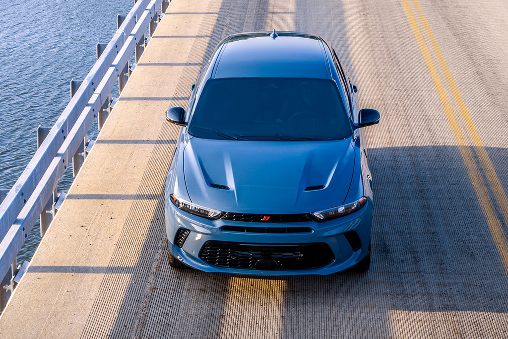 Uconnect Entertainment System – Navigation | Dodge Canada