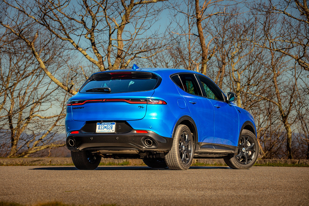 Uconnect System Connectivity | Dodge Canada