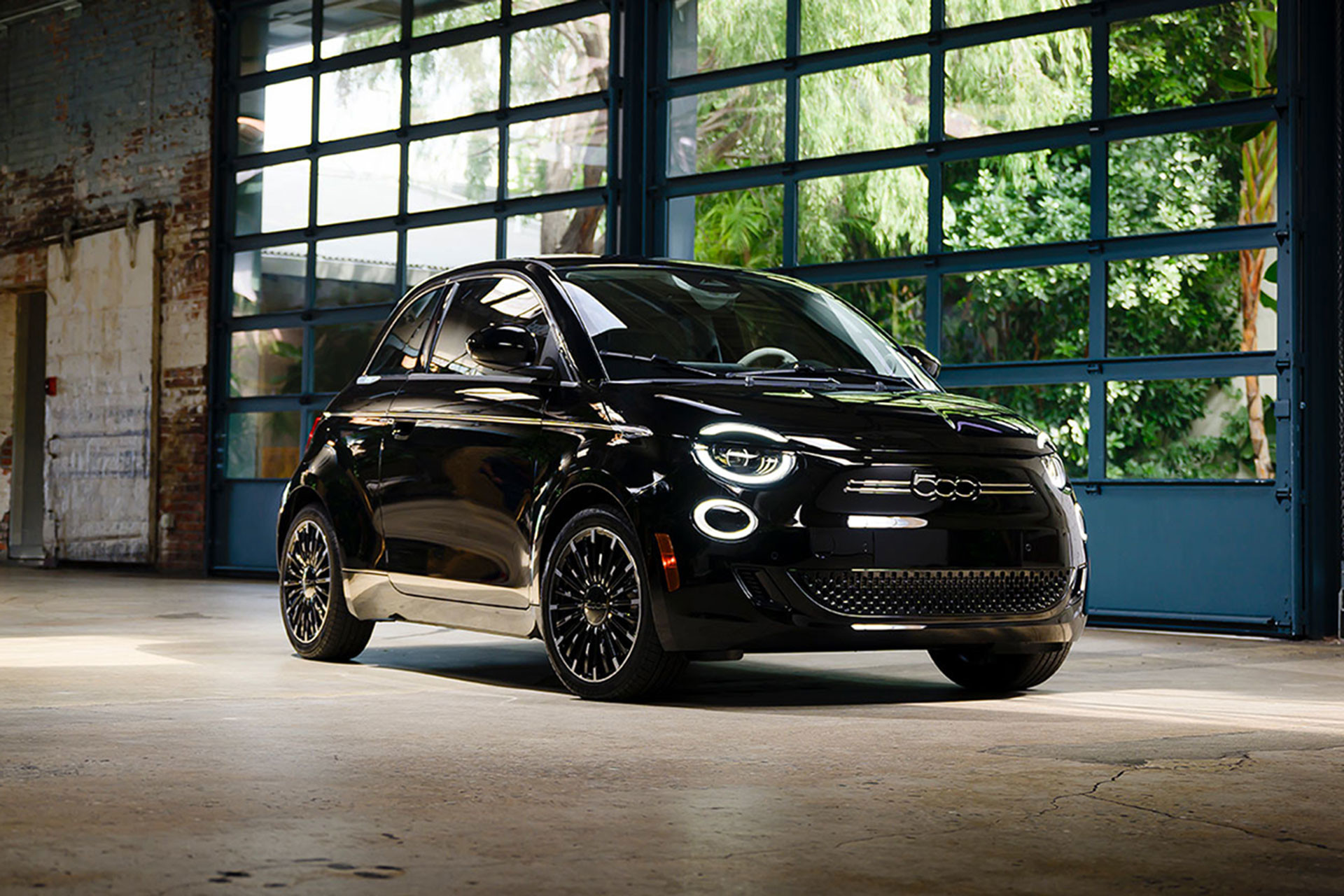 2024 FIAT 500e – Gallery Images | FIAT Canada