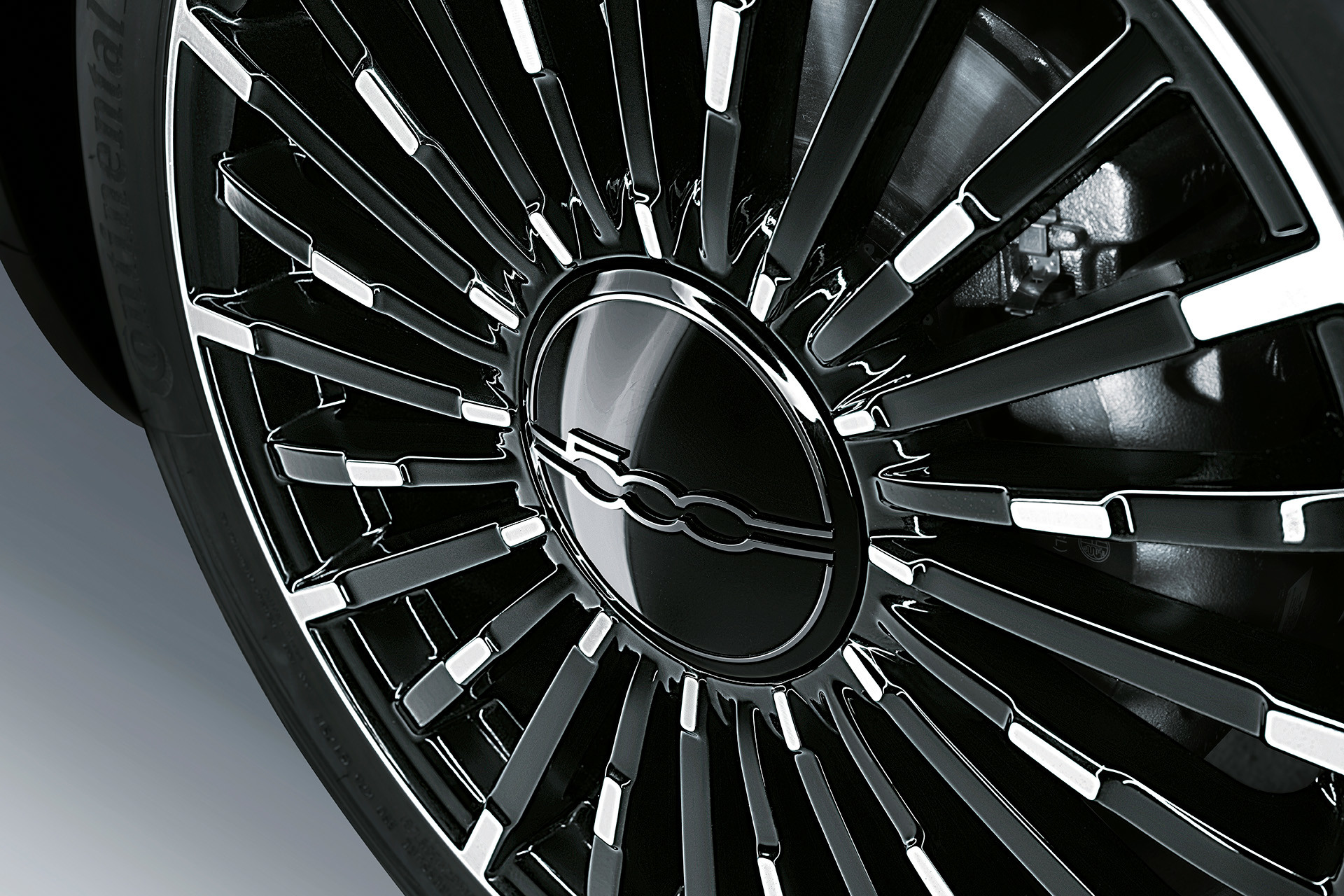 FIAT 500e BEV Reveal | FIAT Canada