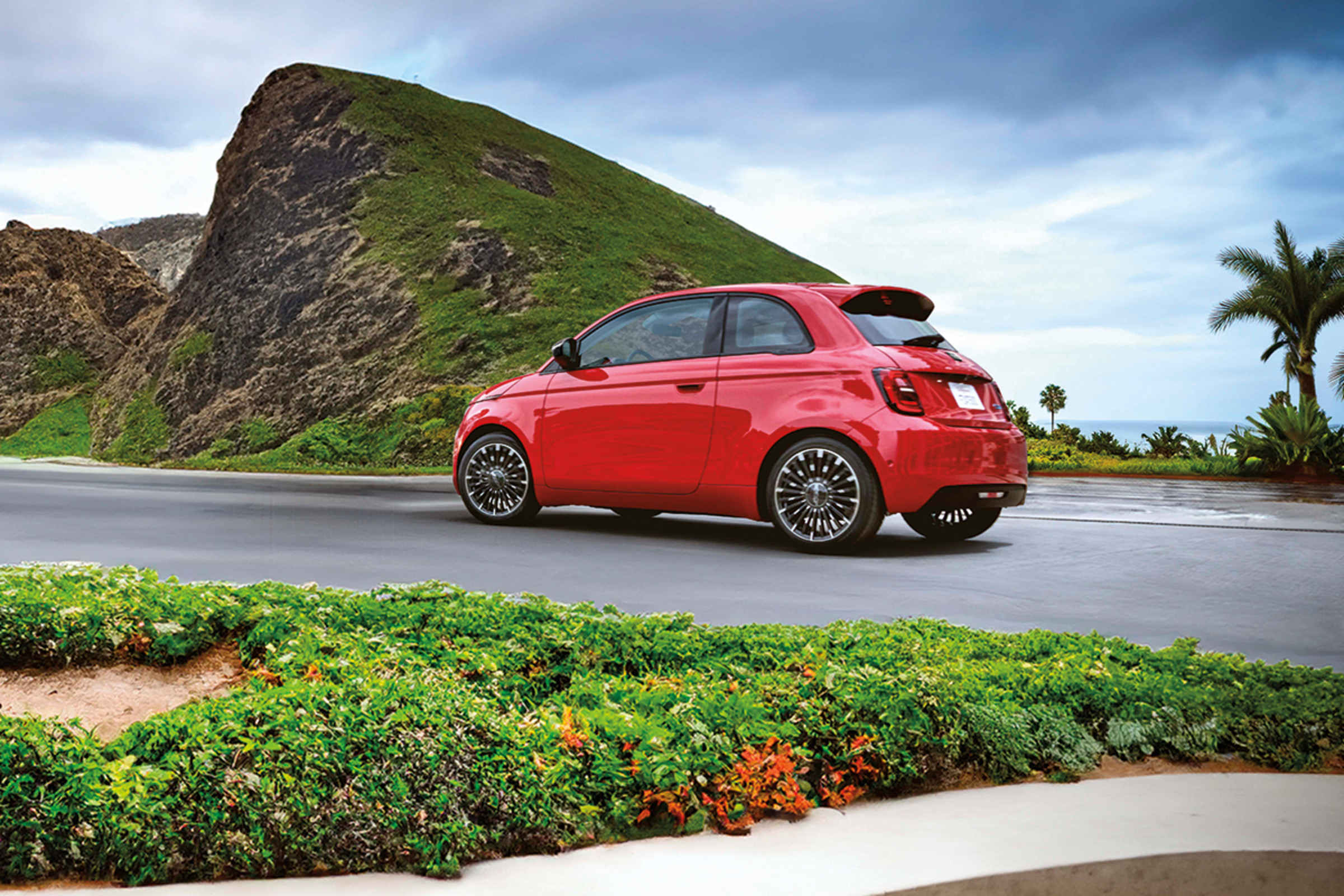 2025 FIAT 500e Design features | FIAT Canada