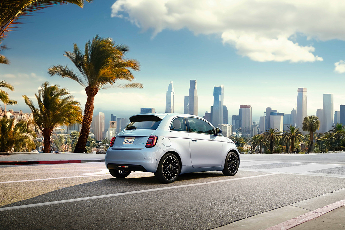 FIAT 500e 2026 | Berline compacte électrique | FIAT Canada