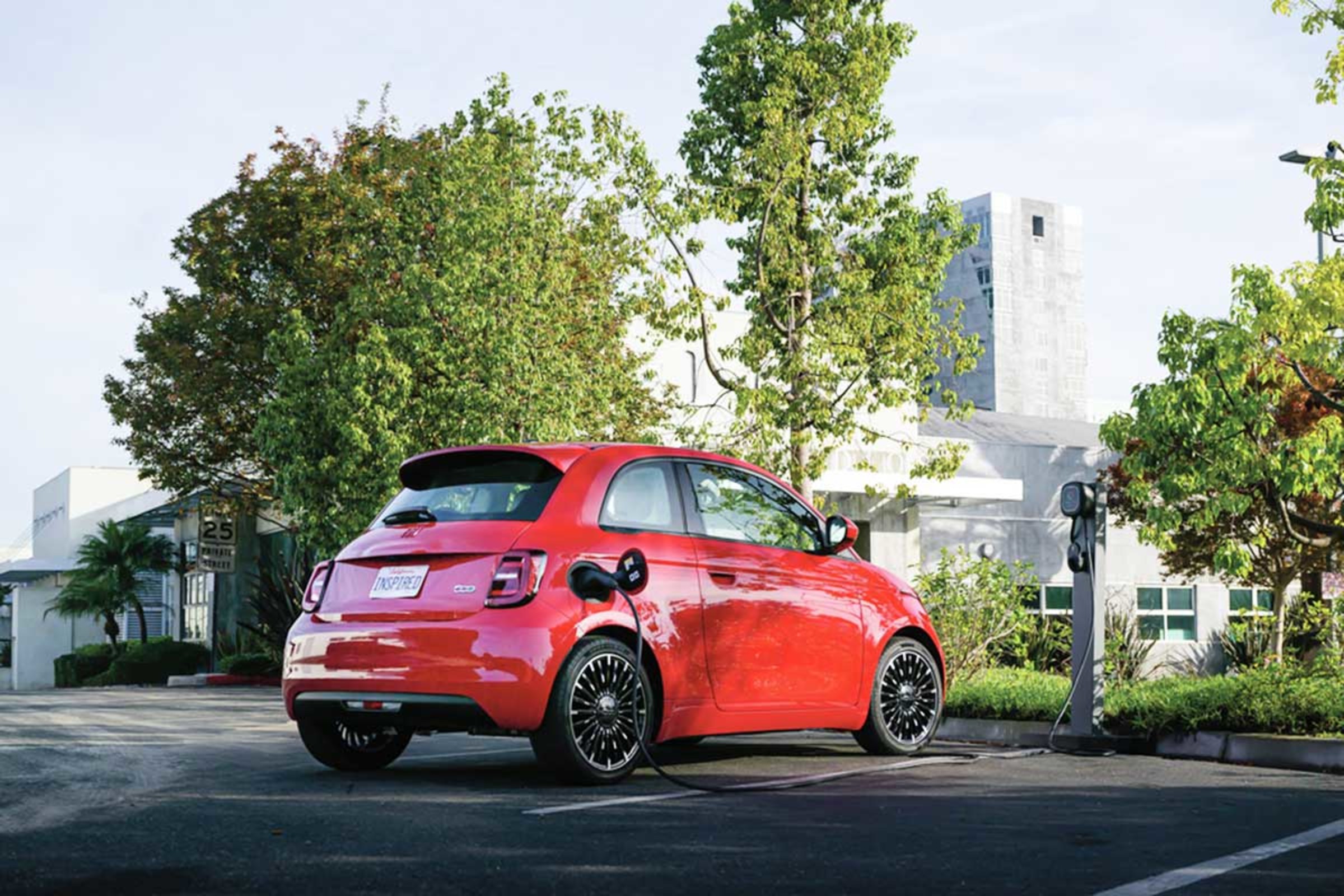 Electric Vehicle Incentives | FIAT Canada