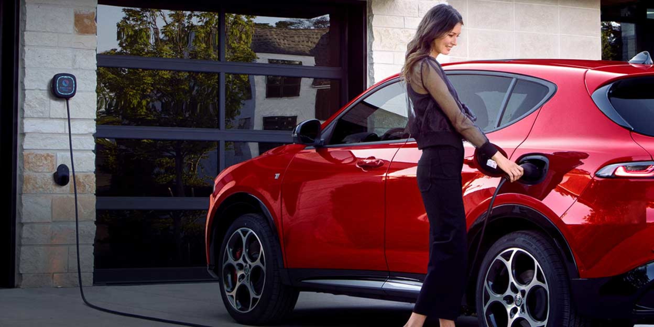 Charge Home Vehicles & Services | Stellantis Fleet Canada