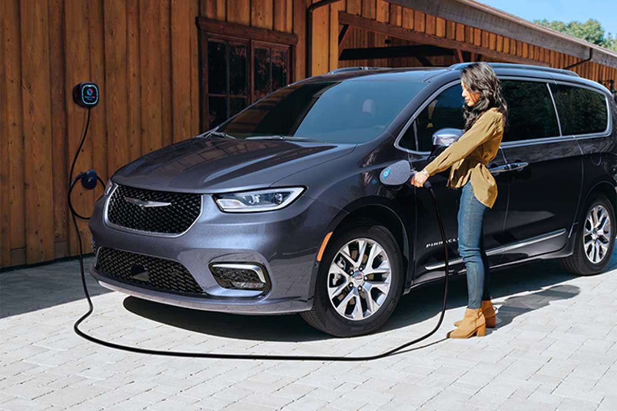 Free2move Charge | About Us