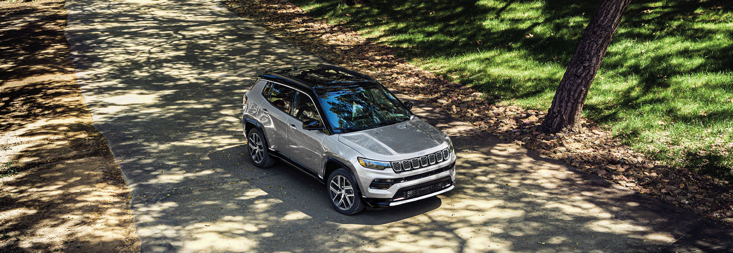 Caractéristiques intérieures et extérieures du Jeep Compass 2025 | Jeep ...