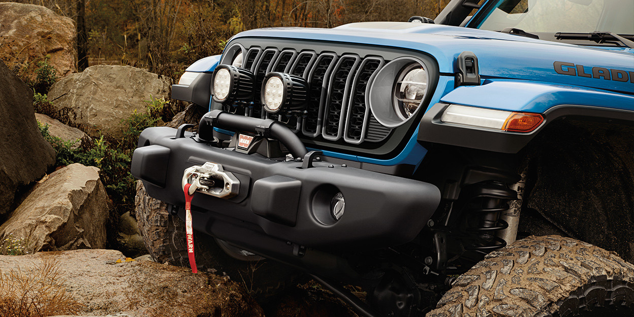 2024 Jeep Gladiator Pickup Truck - Design Features | Jeep Canada