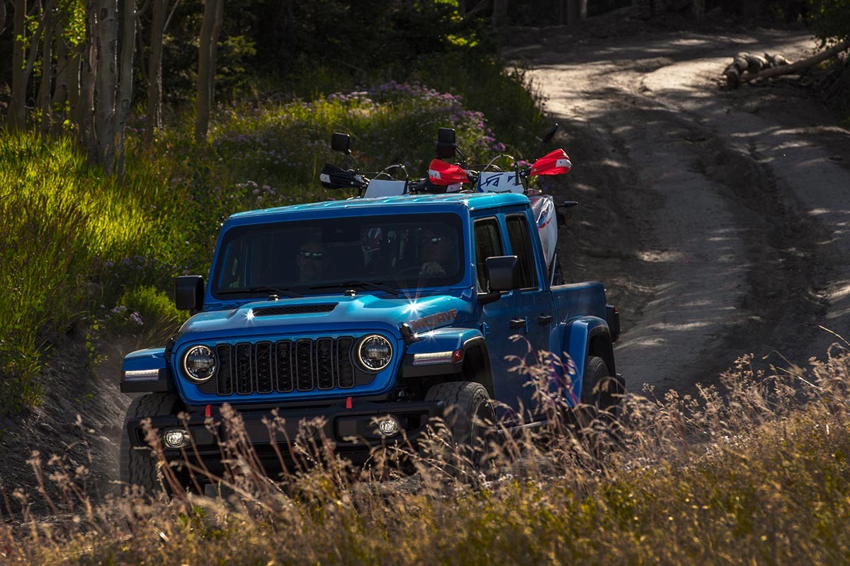 2025 Jeep Gladiator Pickup Truck - Design Features | Jeep Canada