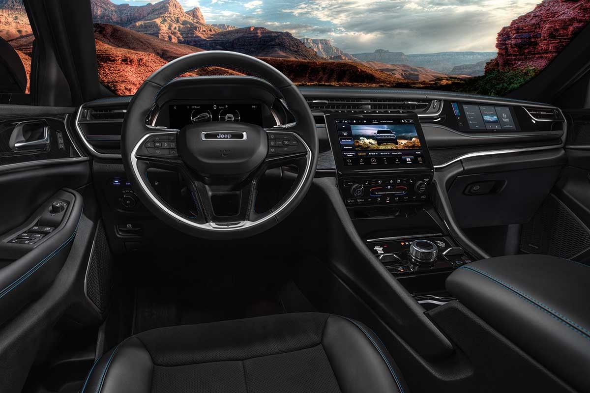 2025 Jeep Grand Cherokee 4xe PHEV | Jeep Canada