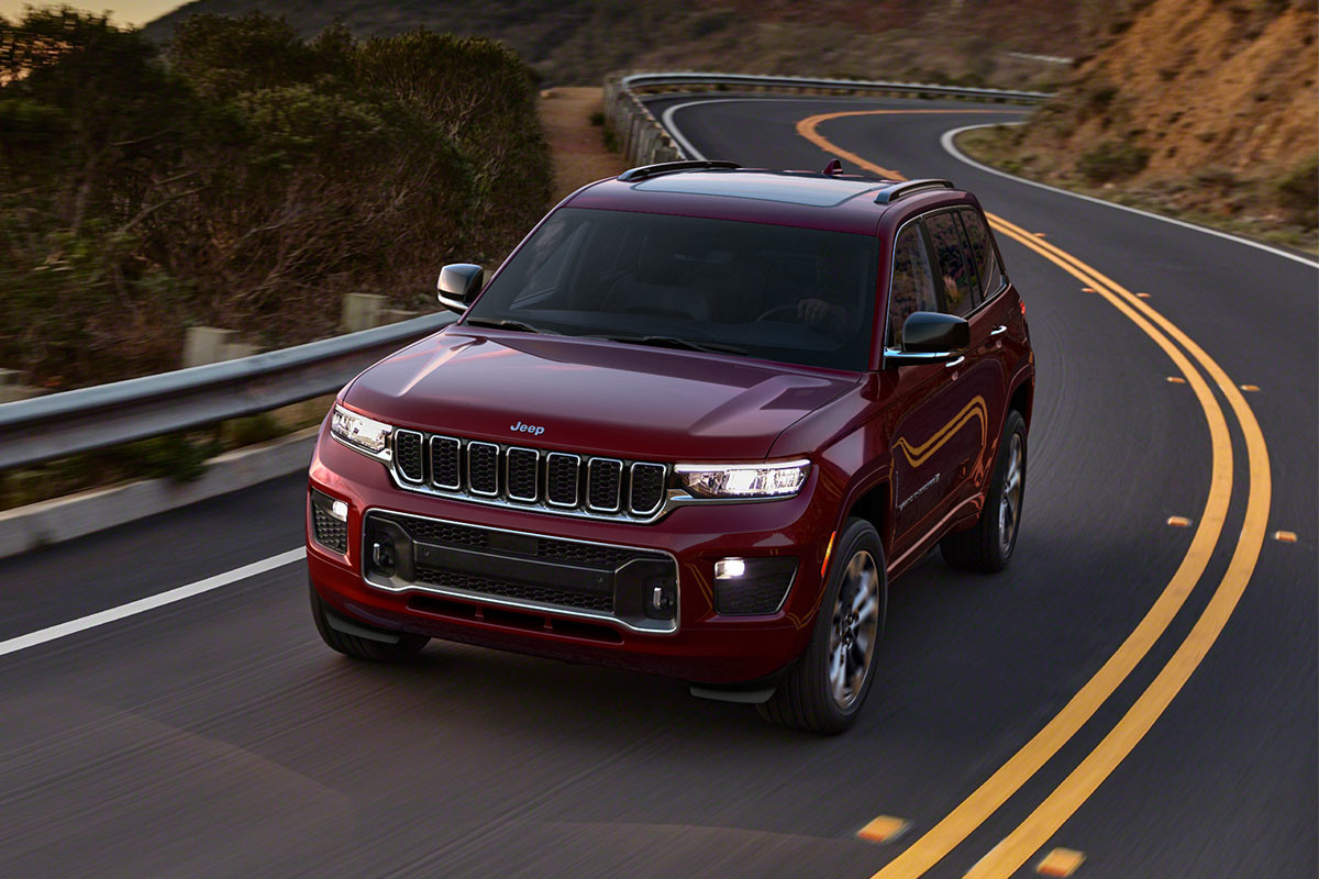 2025 Jeep Grand Cherokee 2-Row and 3-Row | Jeep Canada