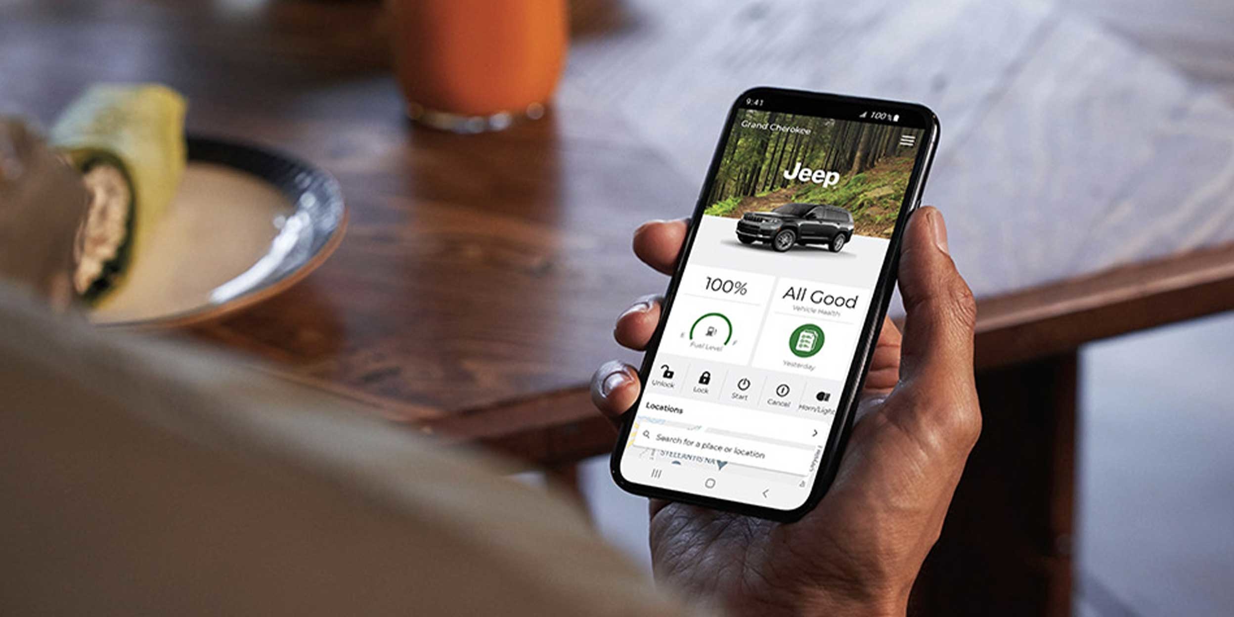 Système de divertissement Uconnect – connectivité | Jeep Canada