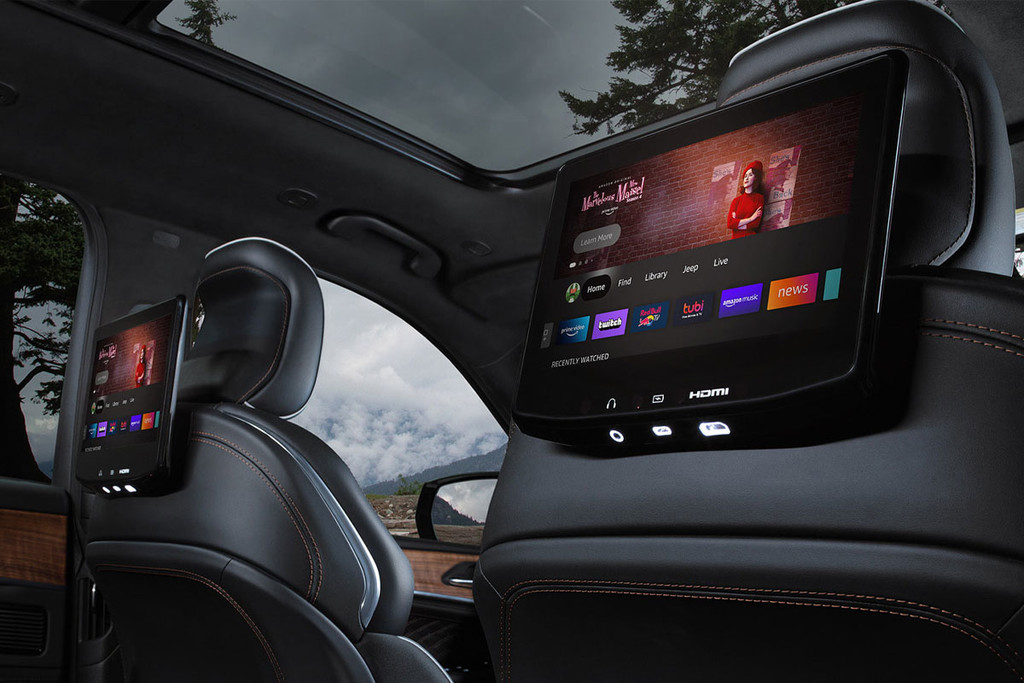 Uconnect Entertainment System – Entertainment Features | Jeep Canada