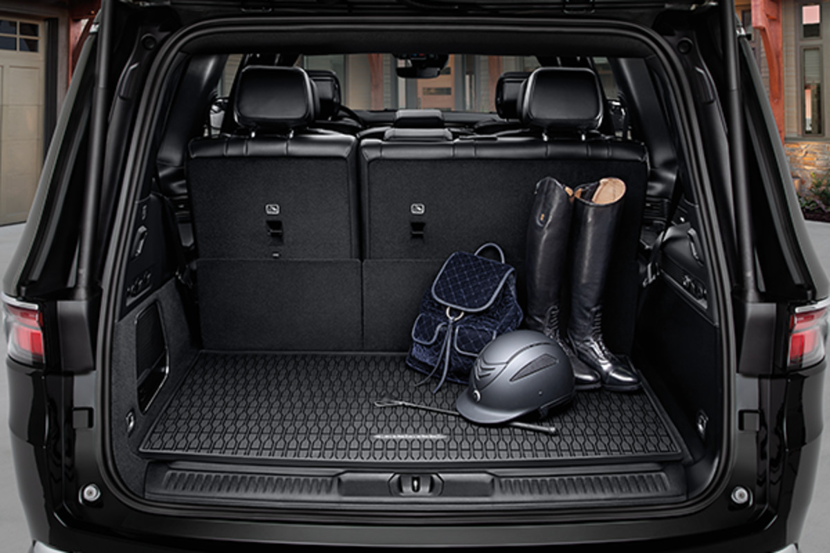 2023 Jeep Wagoneer Series II Carbide in Surrey (1C4SJVBP5PS512722)