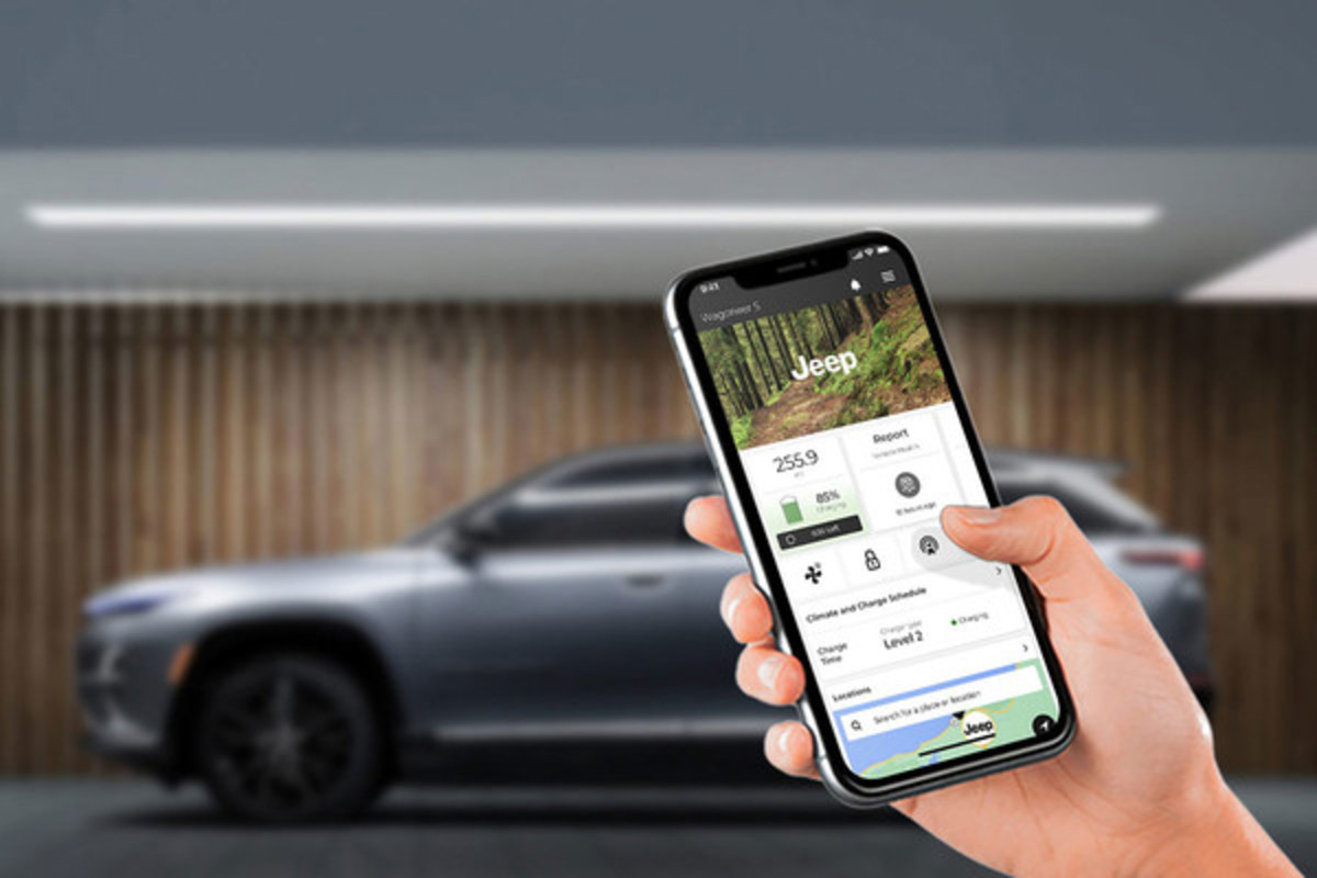 2025 Jeep Wagoneer S BEV Striking Exterior | Jeep Canada