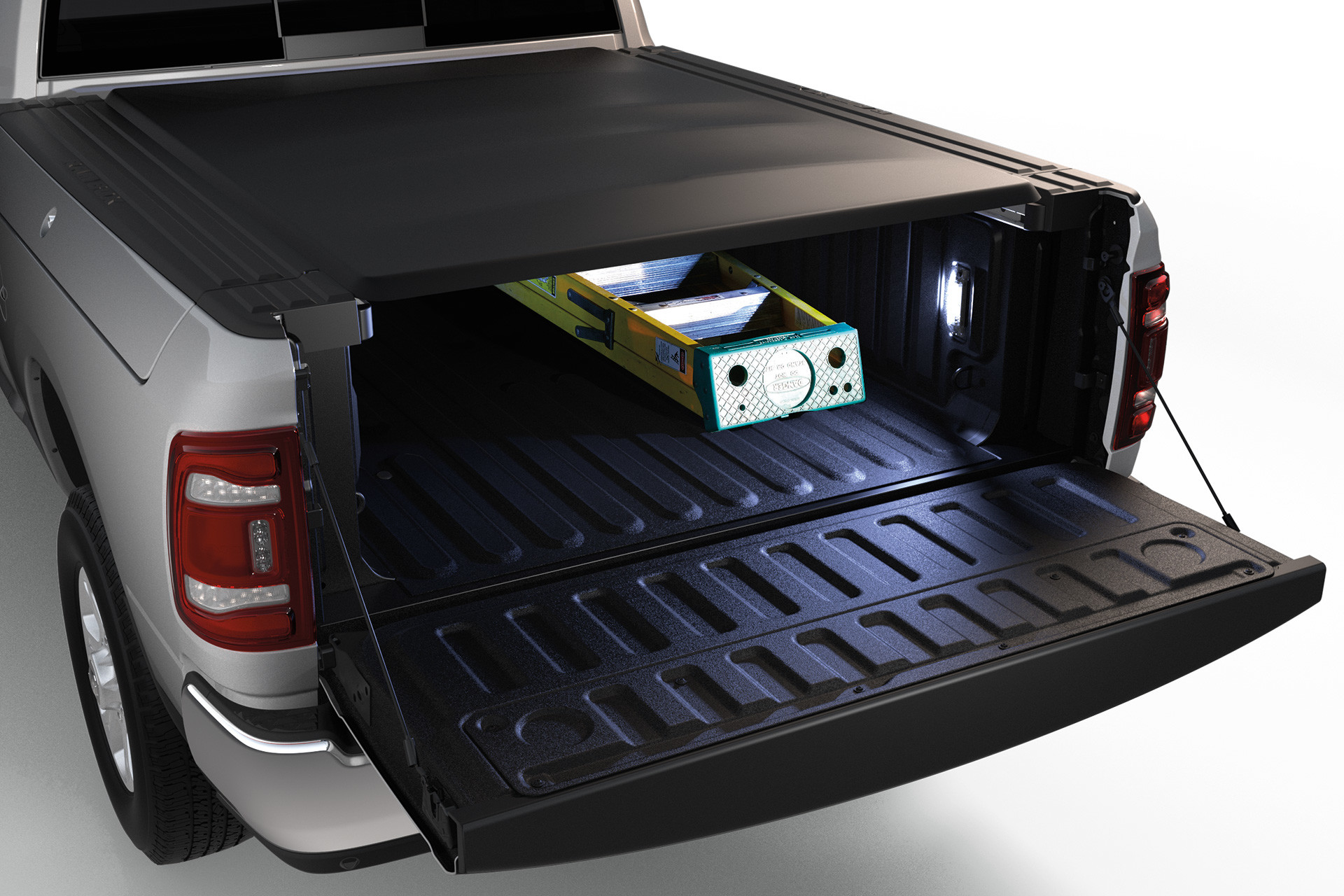 Interior & Exterior Gallery - 2024 Ram 3500 | Ram Canada