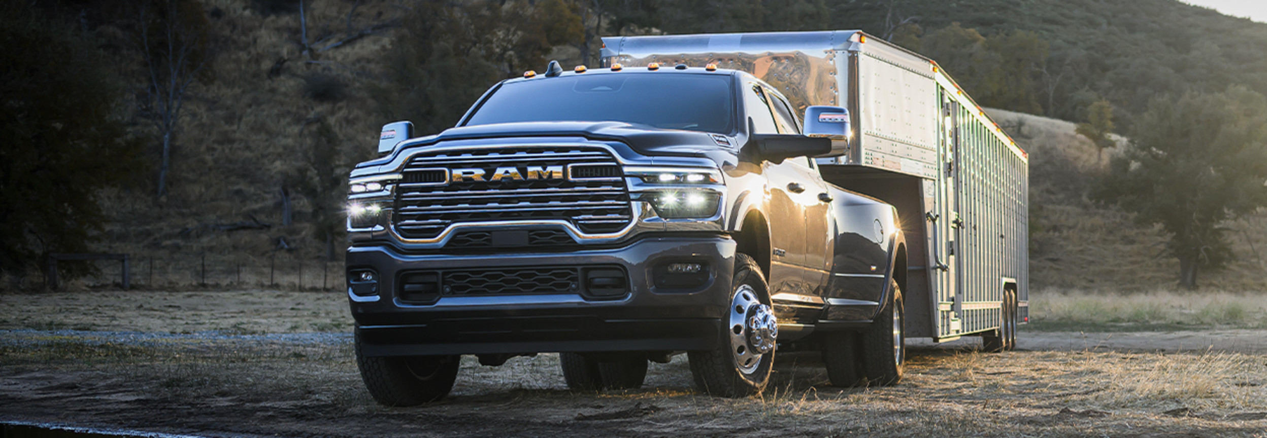 Interior & Exterior Features - 2025 Ram 3500 | Ram Canada