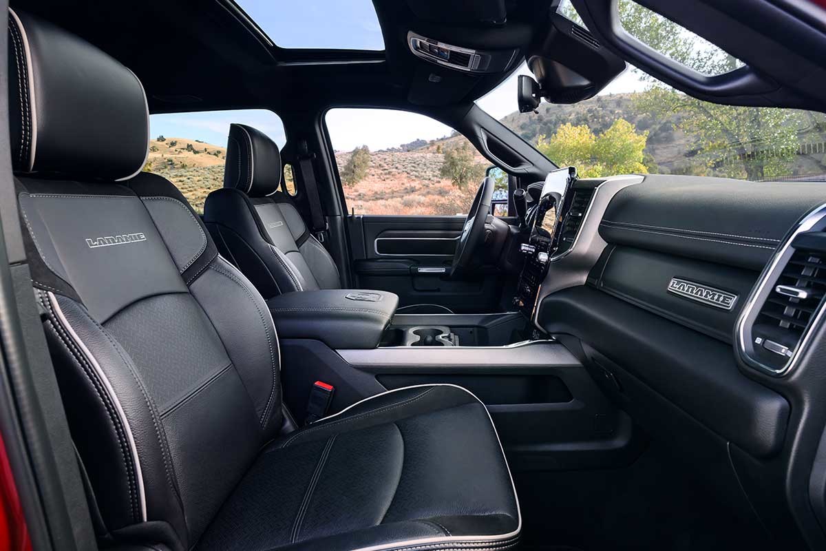 Interior & Exterior Features – 2026 Ram 3500 | Ram Canada
