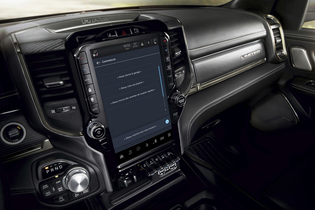 UConnect Entertainment System - Voice Command Features | Ram Canada